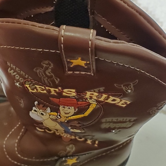 Disney | Shoes | Stars Light Up With Motion Disney Pixar Toy Story ...